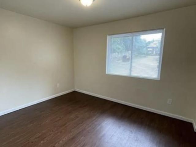 Ridgeway Apts 2 Bedroom Apartment for Rent at 757 Ridgeway Ave, Cincinnati, OH 45229 Avondale