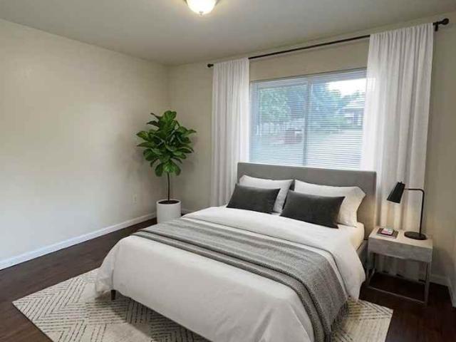 Ridgeway Apts 2 Bedroom Apartment for Rent at 757 Ridgeway Ave, Cincinnati, OH 45229 Avondale
