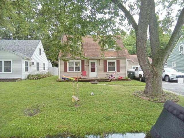 Ridgeway Ave