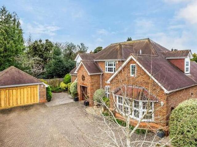 Ridgeway Close, Fetcham, 5 Bedroom Detached