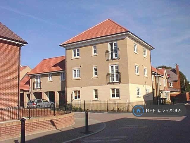 Ridgewell Avenue, Chelmsford, CM1 1 bed flat to rent £1,175 pcm £271 pw