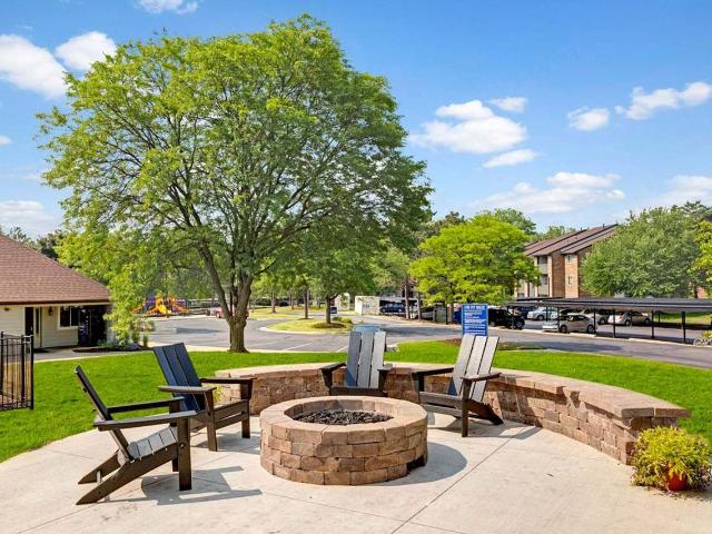 Ridgewood Apartments 2 Bedroom Apartment for Rent at 2110 Woodwind Dr Se, Grand Rapids, MI 49546