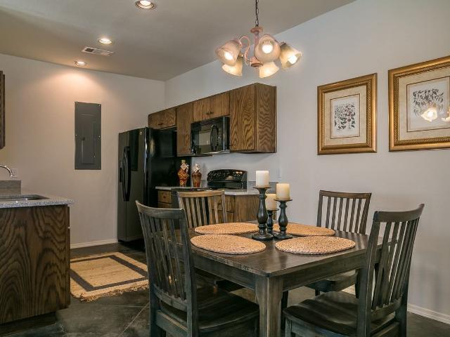 Ridgewood Apartments 2 Bedroom Apartment for Rent at 7628 S Soncy Rd, Amarillo, TX 79119