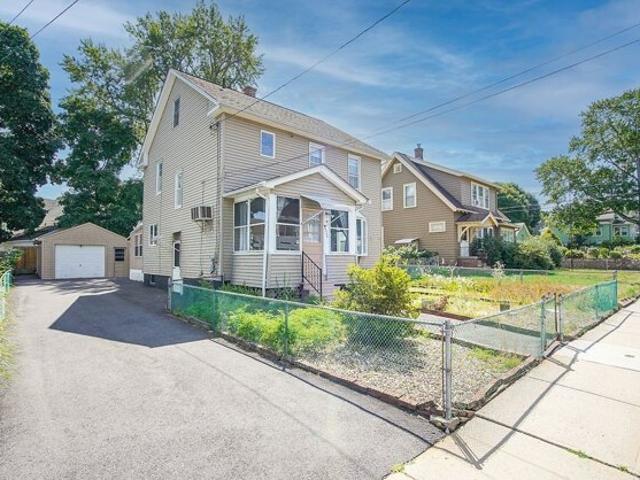 Ridgewood Ave, Holyoke, Home For Sale