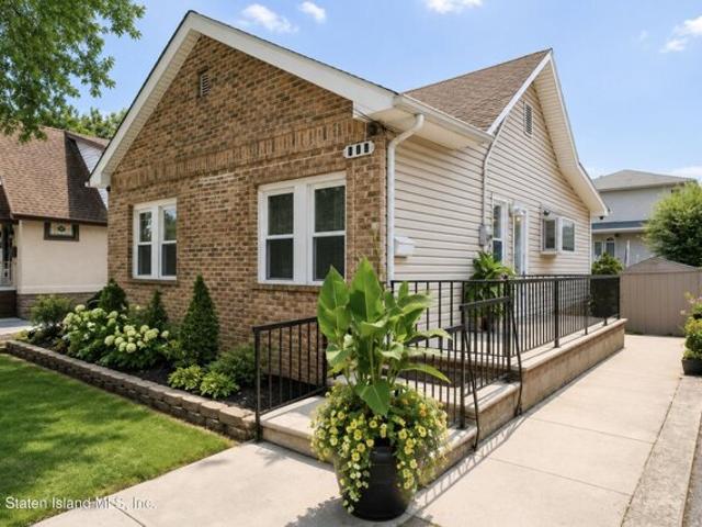 Ridgewood Ave, Staten Island, Home For Sale