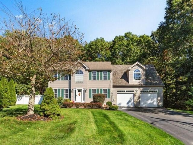 Ridgewood Dr, Taunton, Home For Sale