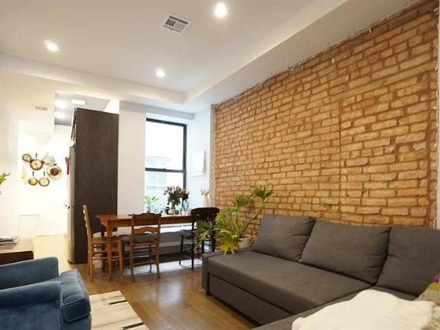 Ridgewood Furnished space