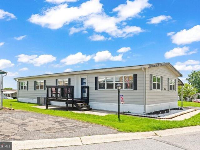 Ridgewood Mnr, Manheim, Property For Sale