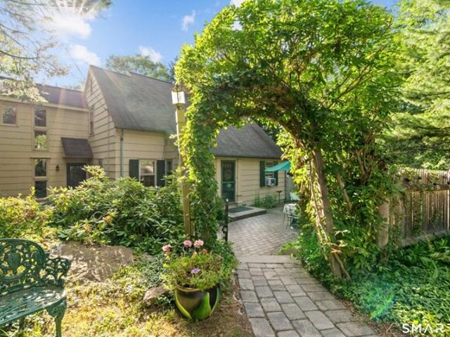 Ridgewood Rd, West Hartford, Home For Sale