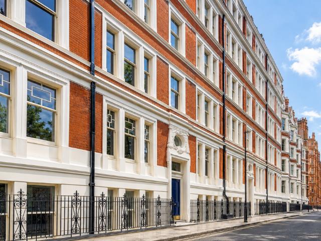 Ridgmount Gardens, Bloomsbury London WC1E, 2 bed flat to rent, £5,200 pcm | PrimeLocation