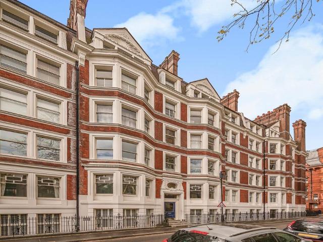 Ridgmount Gardens, London 2 bed flat to rent £3,467 pcm £800 pw