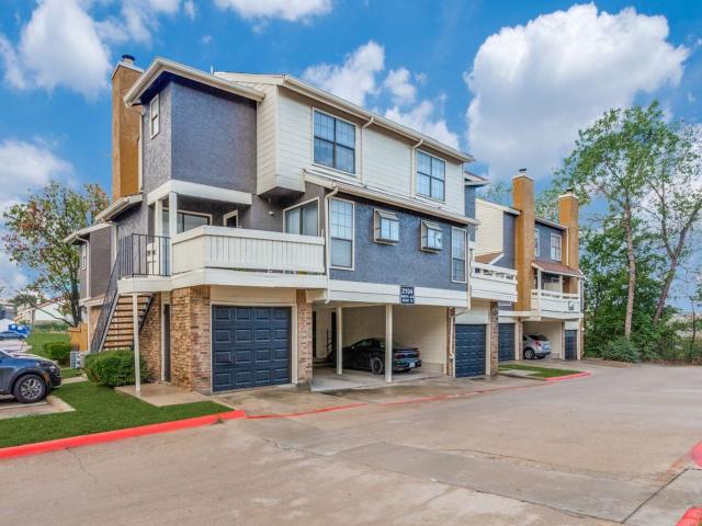 Ridgmar Townhomes 168 LLC Studio Apartment for Rent at 2109 Remington St, Fort Worth, TX 76116 Ridgmar