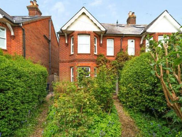 Ridgway Road, Farnham, 3 Bedroom Semi detached
