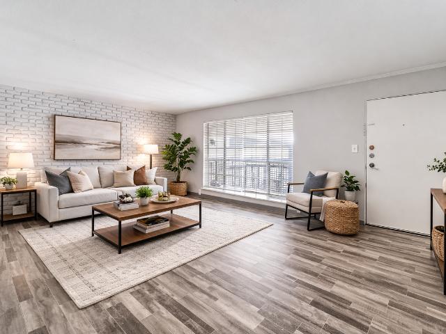 Ridley Apartments 1 Bedroom Apartment for Rent at 2815 Greenridge Dr, Houston, TX 77057 Woodlake Briar Meadow