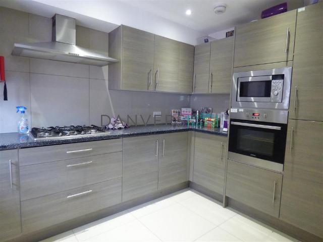 Ridley Street, Leicester LE3 4 bed detached house to rent £2,340 pcm £540 pw