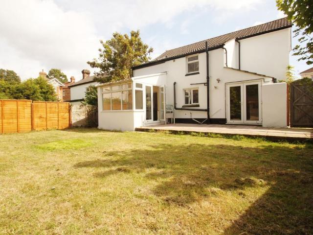 Ridley Road, Bournemouth BH9 5 bed property to rent £2,650 pcm £612 pw