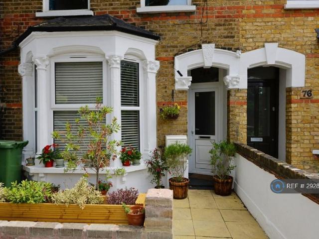 Ridley Road, London, E7 1 bed flat to rent £1,600 pcm £369 pw
