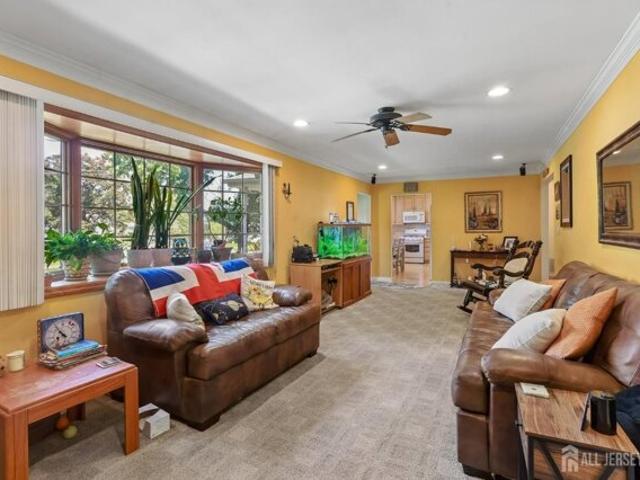Rieder Rd, Edison, Home For Sale