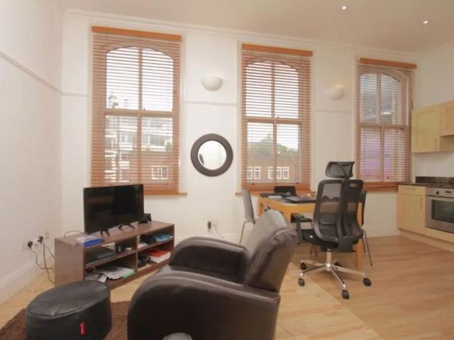 Riga Mews, 32 34 Commercial Road, London