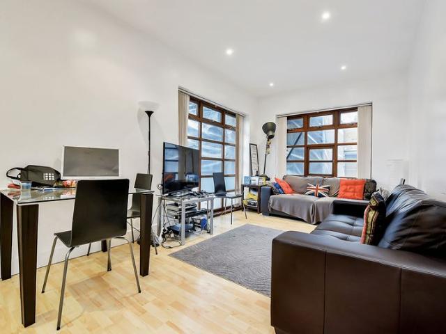 Riga Mews, 32 34 Commercial Road, London E1, 3 bed flat to rent, £3,400 pcm | PrimeLocation