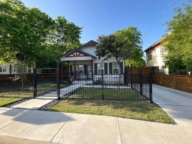 Rigsby Ave
