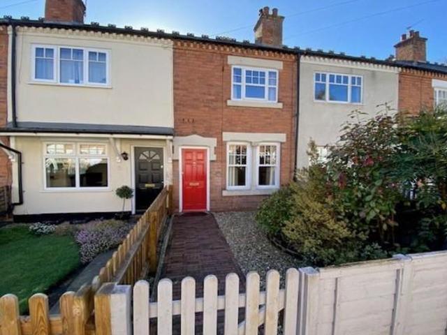 Riland Grove, Sutton Coldfield, B75 2 bed terraced house to rent £1,175 pcm £271 pw
