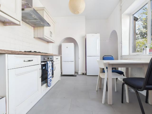 Riley Road BN2, 3 bed shared accommodation to rent, £725 pcm | PrimeLocation