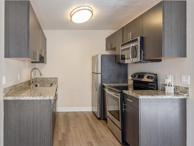 Riley Square 1 Bedroom Apartment for Rent at 3707 Poinciana Dr, Sunnyvale, CA 95051 Ponderosa Park