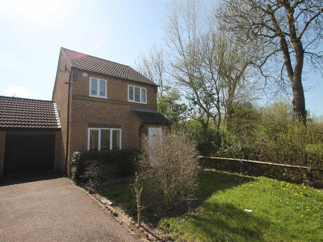 Rillington Garden, Emerson Valley MK4, 3 bed detached house to rent, £1,625 pcm | PrimeLocation
