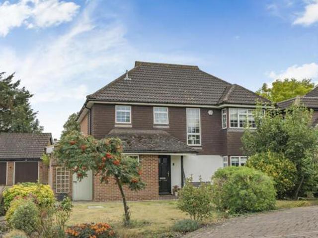 Ripley Close, Bromley, 4 Bedroom Detached
