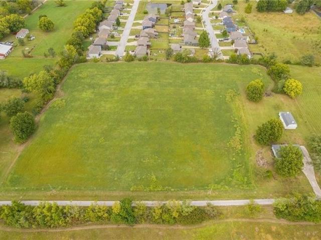 Ripley St, Basehor, KS 66007