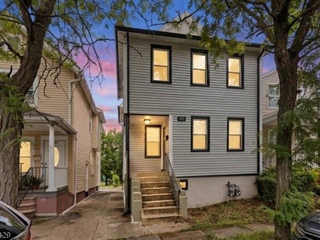 Ripley Pl, Westfield, Home For Sale