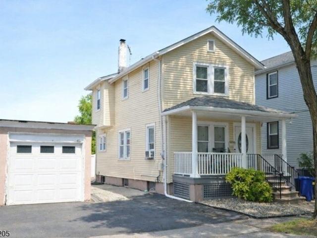Ripley Pl, Westfield, Home For Sale