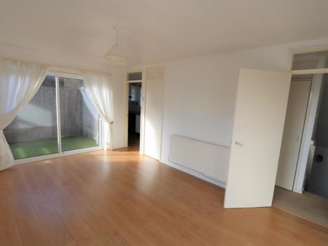 Ripley Walk, Corby NN18, 1 bed flat to rent, £690 pcm | PrimeLocation