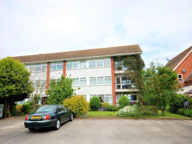 Riplingham, Arlington Avenue, Leamington Spa CV32, 2 bed flat to rent, £1,100 pcm | PrimeLocation