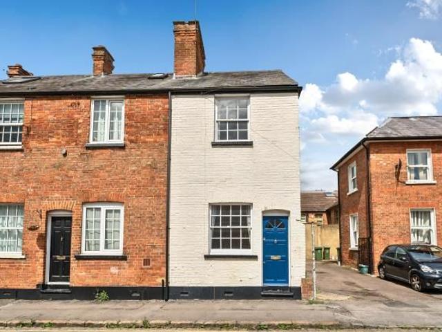 Ripon Street, Aylesbury HP20, 2 bed end terrace house to rent, £1,325 pcm | PrimeLocation