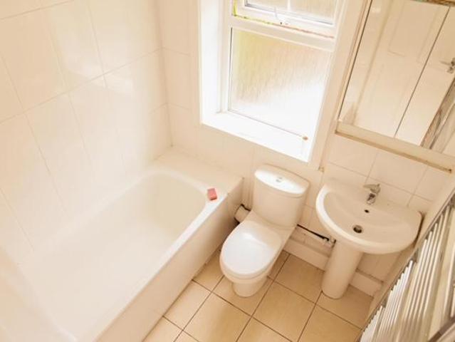 Rippingham Road, Manchester M20 5 bed terraced house to rent £3,226 pcm £744 pw
