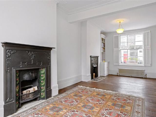 Ripplevale Grove, Islington, London, N1 2 bed terraced house to rent £6,000 pcm £1,385 pw