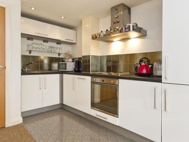 Ristes Place, New Court, NG1