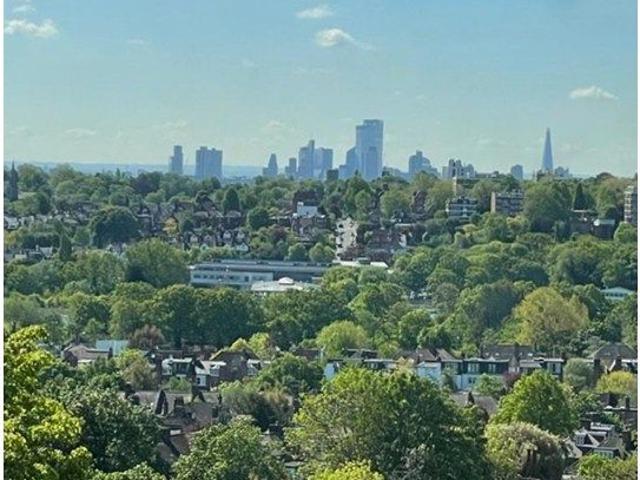 Risborough Close, London N10, 2 bed flat to rent, £2,500 pcm | PrimeLocation
