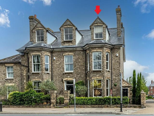 Risbygate Street, Bury St. Edmunds, IP33 4 bed end of terrace house to rent £3,000 pcm £692 pw
