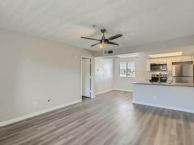 Rise Midtown Studio Apartment for Rent at 3815 N 16th St, Phoenix, AZ 85016