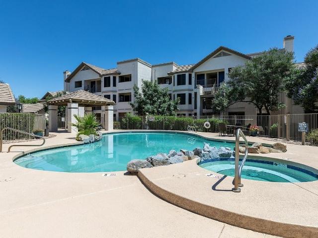 Rise Mountain Ridge 1 Bedroom Apartment for Rent at 132 E Brown Rd, Mesa, AZ 85201