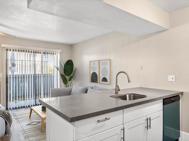 Rise North Mountain Studio Apartment for Rent at 9202 N 19th Ave, Phoenix, AZ 85021