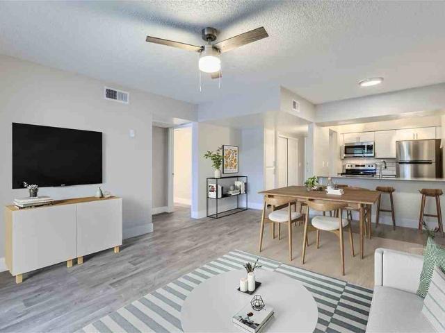 Rise North Mountain 1 Bedroom Apartment for Rent at 9202 N 19th Ave, Phoenix, AZ 85021