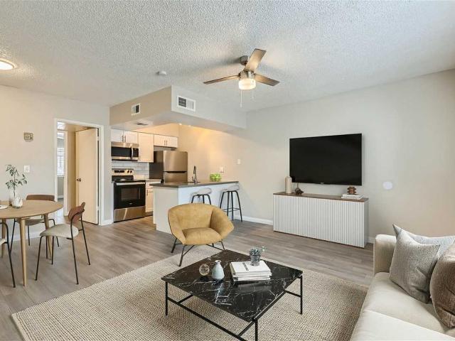 Rise North Mountain 2 Bedroom Apartment for Rent at 9202 N 19th Ave, Phoenix, AZ 85021