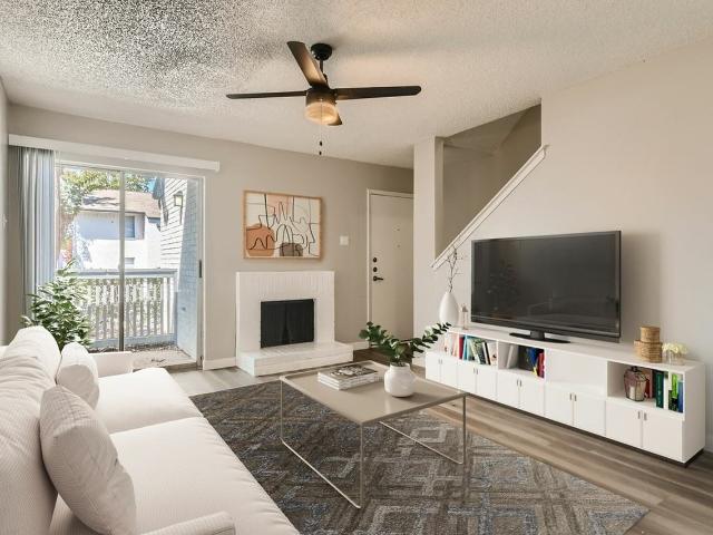 Rise North Arlington 2 Bedroom Apartment for Rent at 500 Tish Cir, Arlington, TX 76006 Parkway North