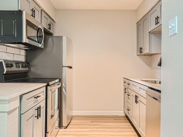 Rise North Arlington 2 Bedroom Apartment for Rent at 500 Tish Cir, Arlington, TX 76006 Parkway North