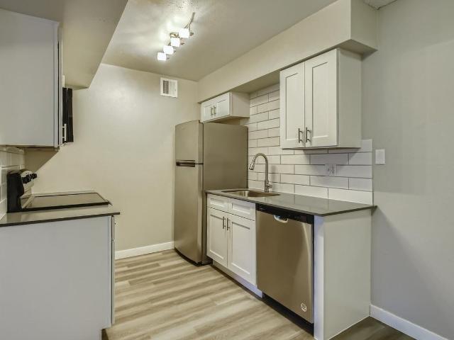 Rise North Ridge 2 Bedroom Apartment for Rent at 8080 N 51st Ave, Glendale, AZ 85302