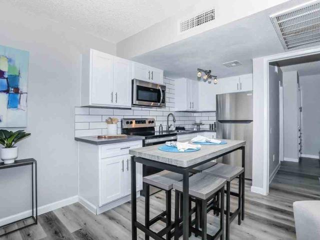 Rise On Country Club 1 Bedroom Apartment for Rent at 1903 N Country Club Dr, Mesa, AZ 85201